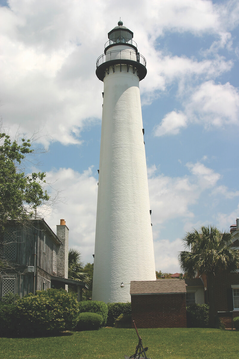 St-Simons-Island-Lighthouse - Jefferson Tours and Charters